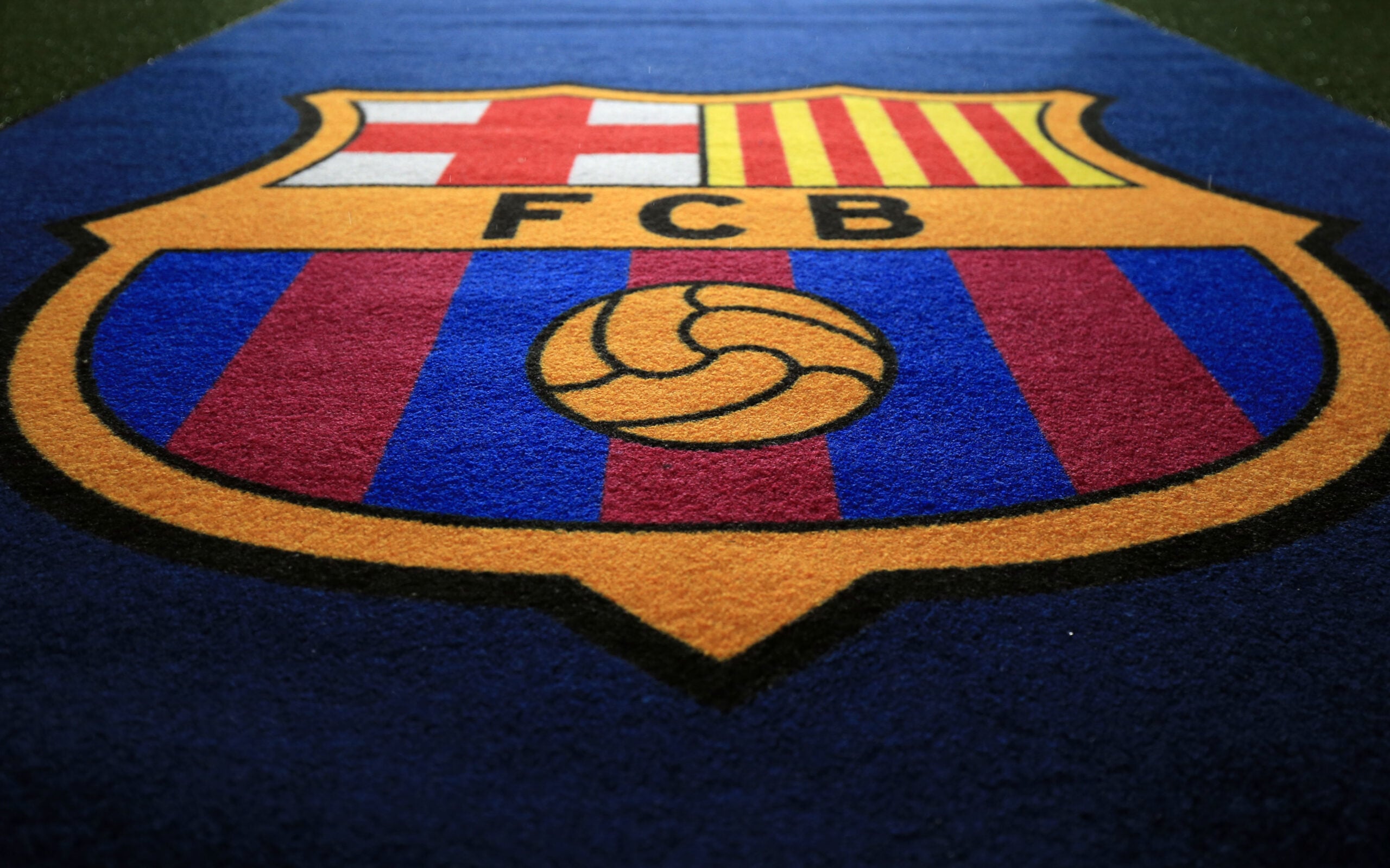 Barcelona jagter Alvarez – Nu åbner han selv op for klubskifte - Real ...